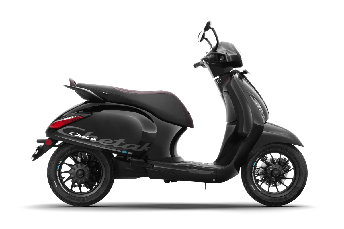 Bajaj Chetak may get new battery pack option soon. Check details ...