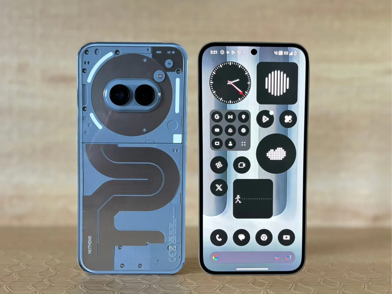 Nothing Phone (3a) Teardown Video Reveals Internal Components and ...