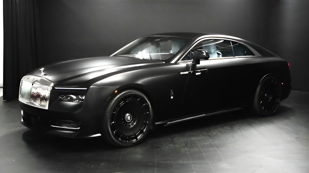 Rolls Royce Spectre Black Badge: The Pinnacle of Electric Luxury and ...