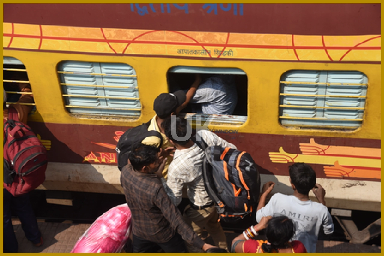 Track Disruption on Lahabon-Simultala Rail Line Causes Train Diversions